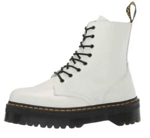 The Complete Guide to Different Types of Boots for Women and Ladies