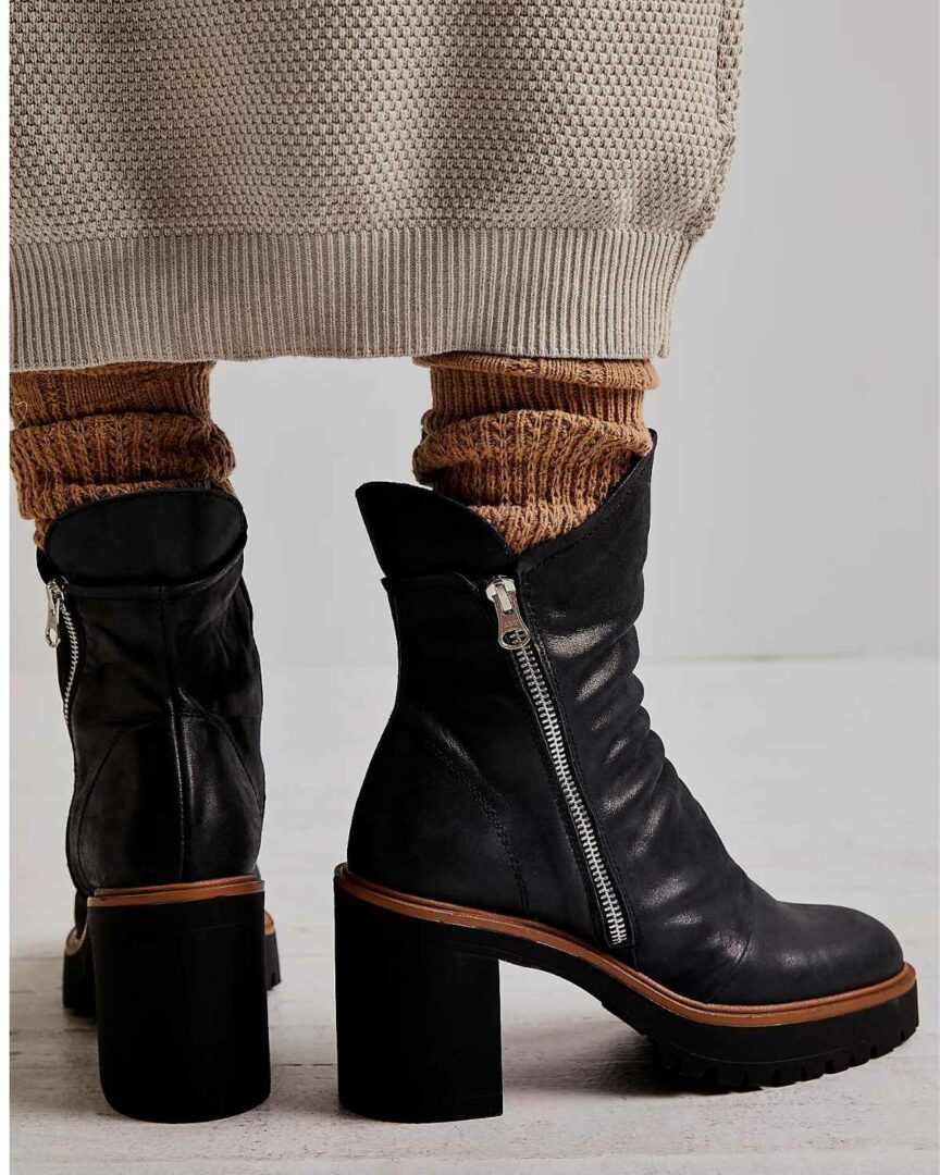 How to Wear Socks with Ankle Boots: 9 Best Socks for Ankle Boots