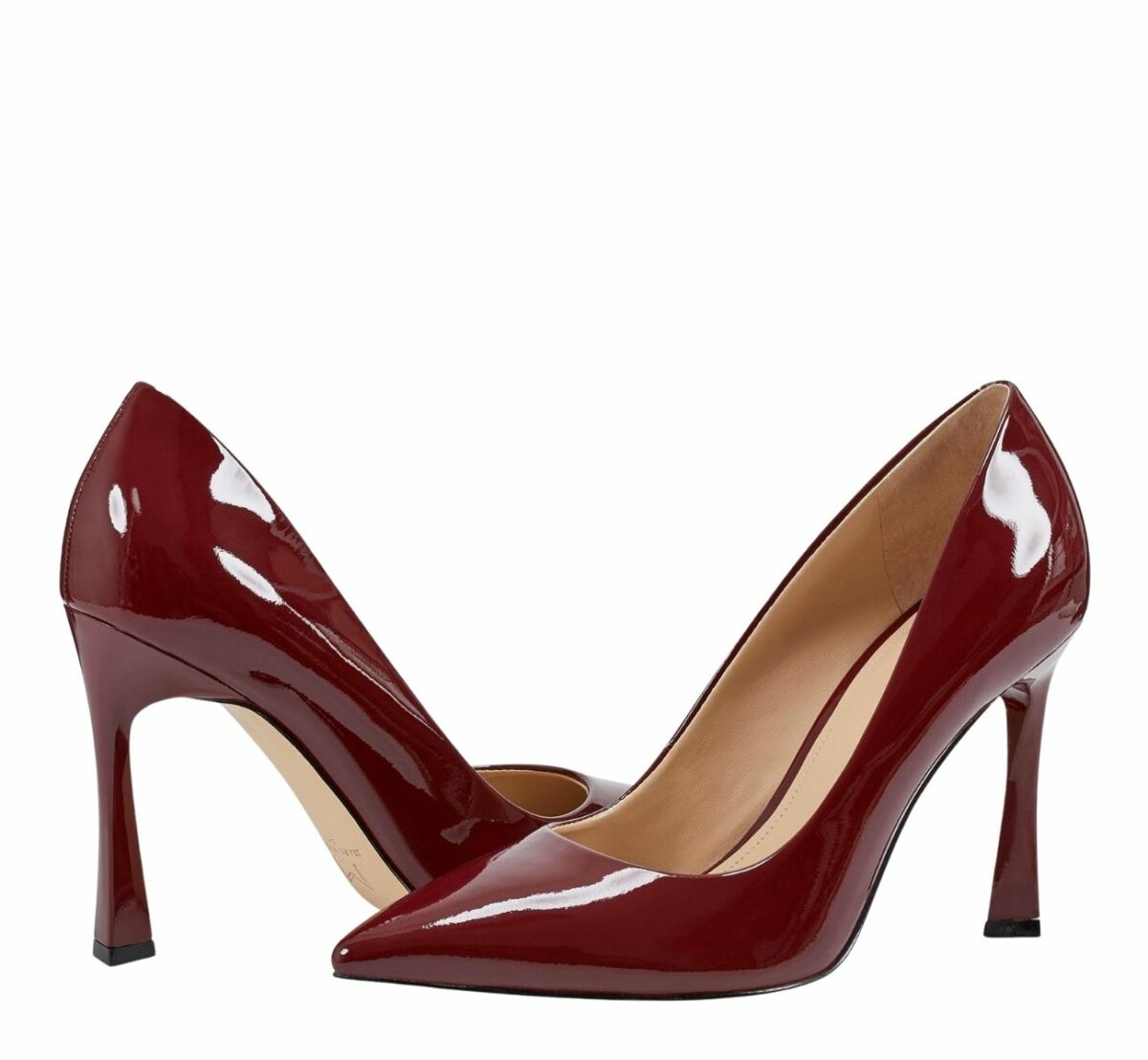 What Color Shoes to Wear with a Burgundy Dress & Maroon Dress Outfits