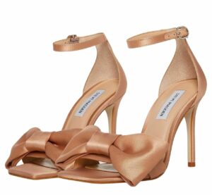 10 Best Color Shoes to go with Peach Dresses & Outfits | ShoeTease