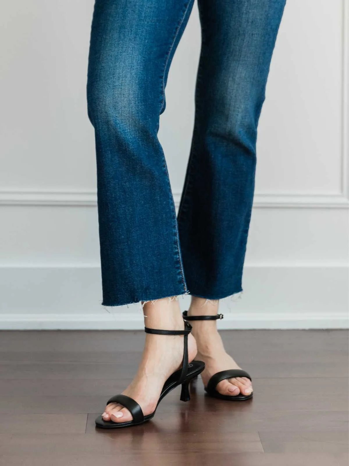 Chic Shoes to Wear with Kick Flare Jeans in Spring | ShoeTease