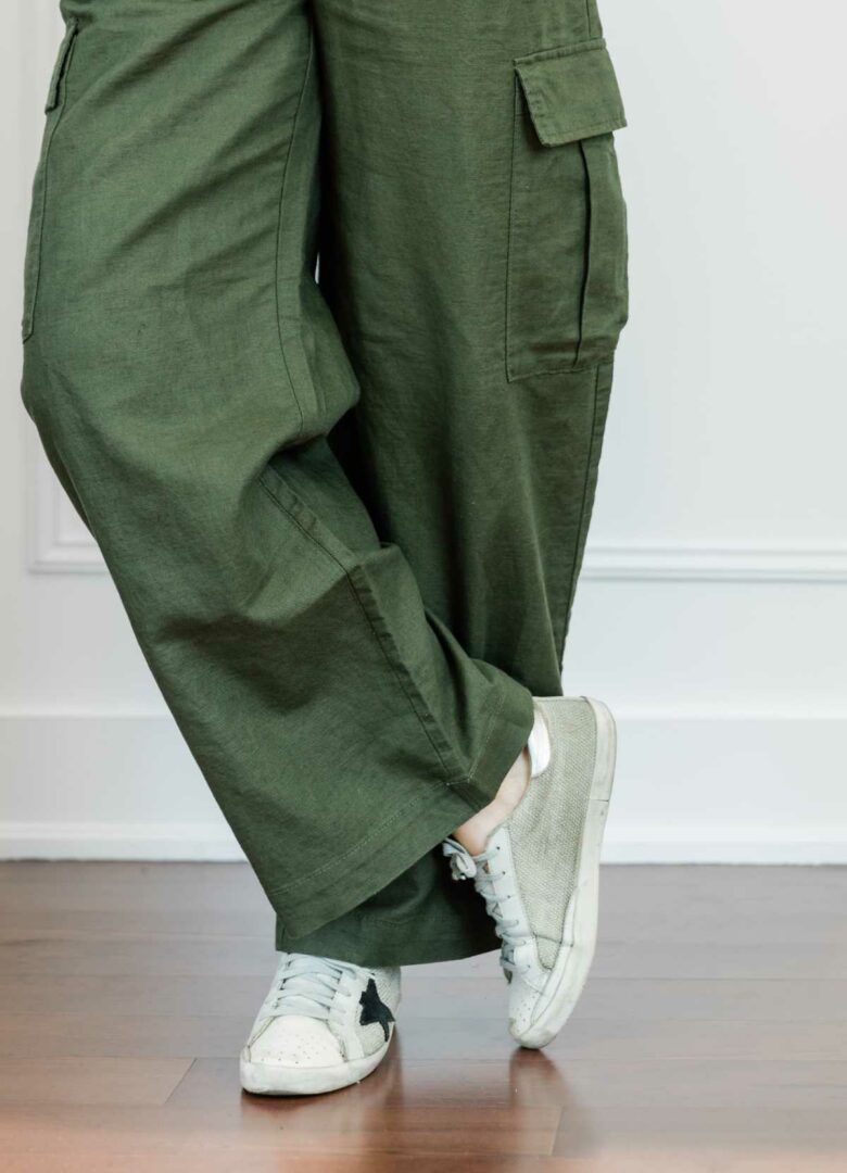 What Shoes to Wear with Linen Pants for Women | ShoeTease