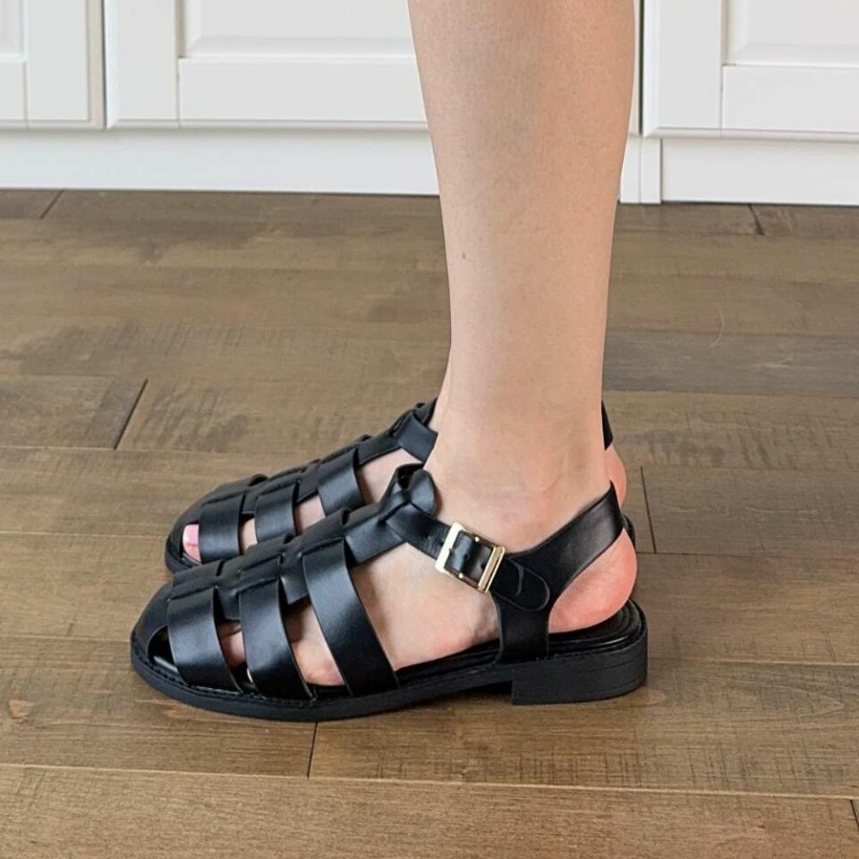Shoes to Make Your Feet Look Smaller | ShoeTease