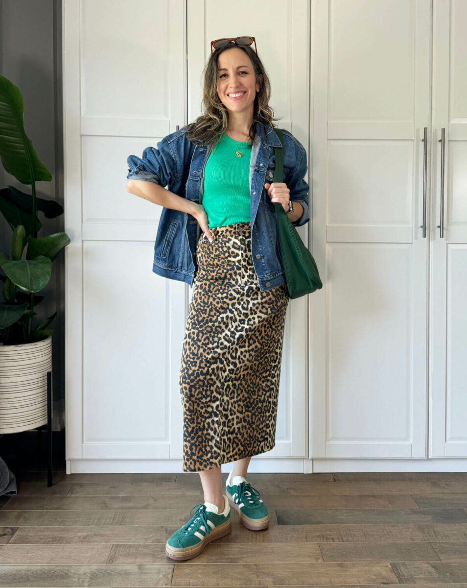 15+ Green Adidas Gazelle Bold Outfits Styled for Spring/Summer